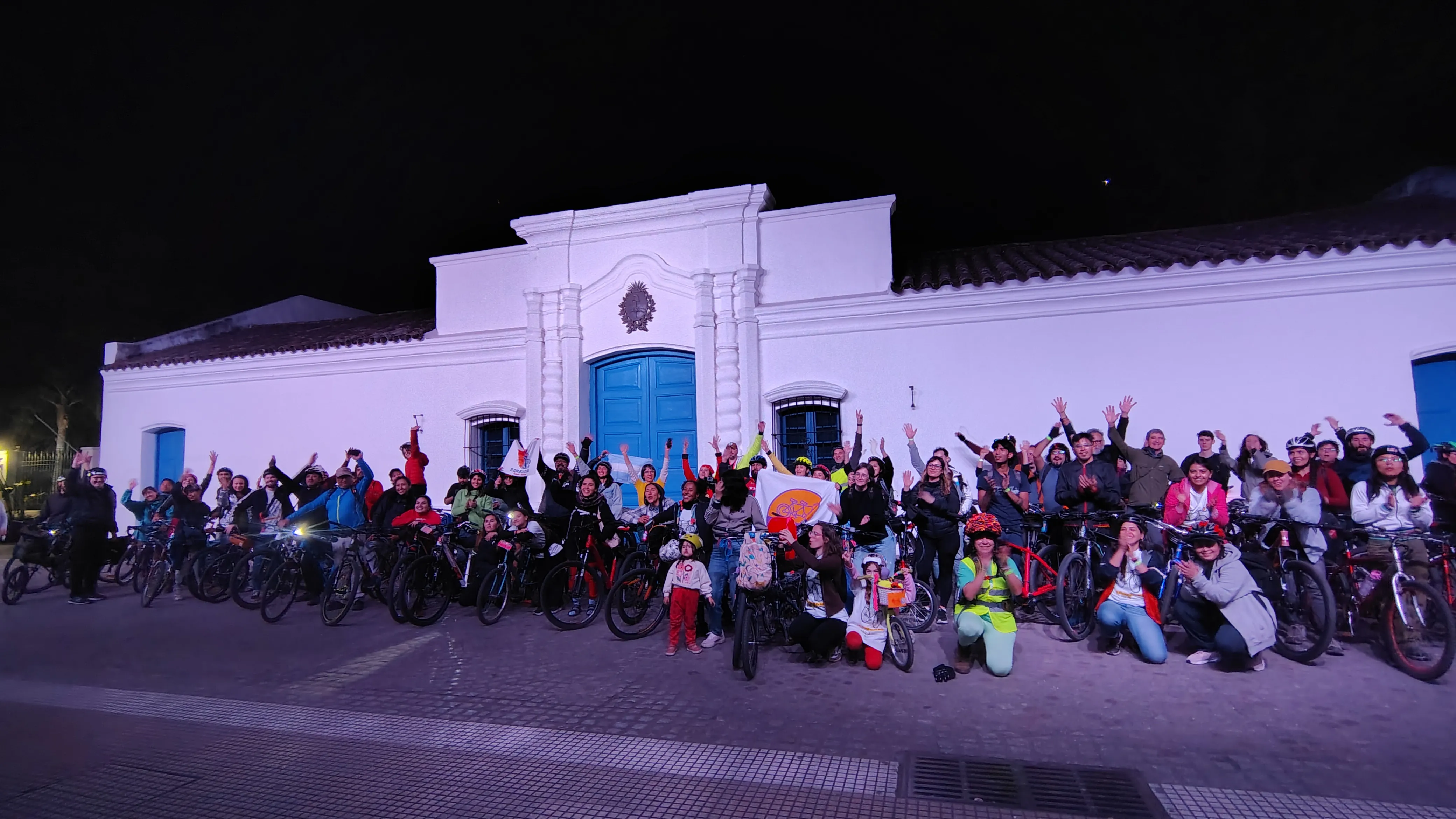 Pedaleando hacia el futuro, tropezando con viejos obstáculos